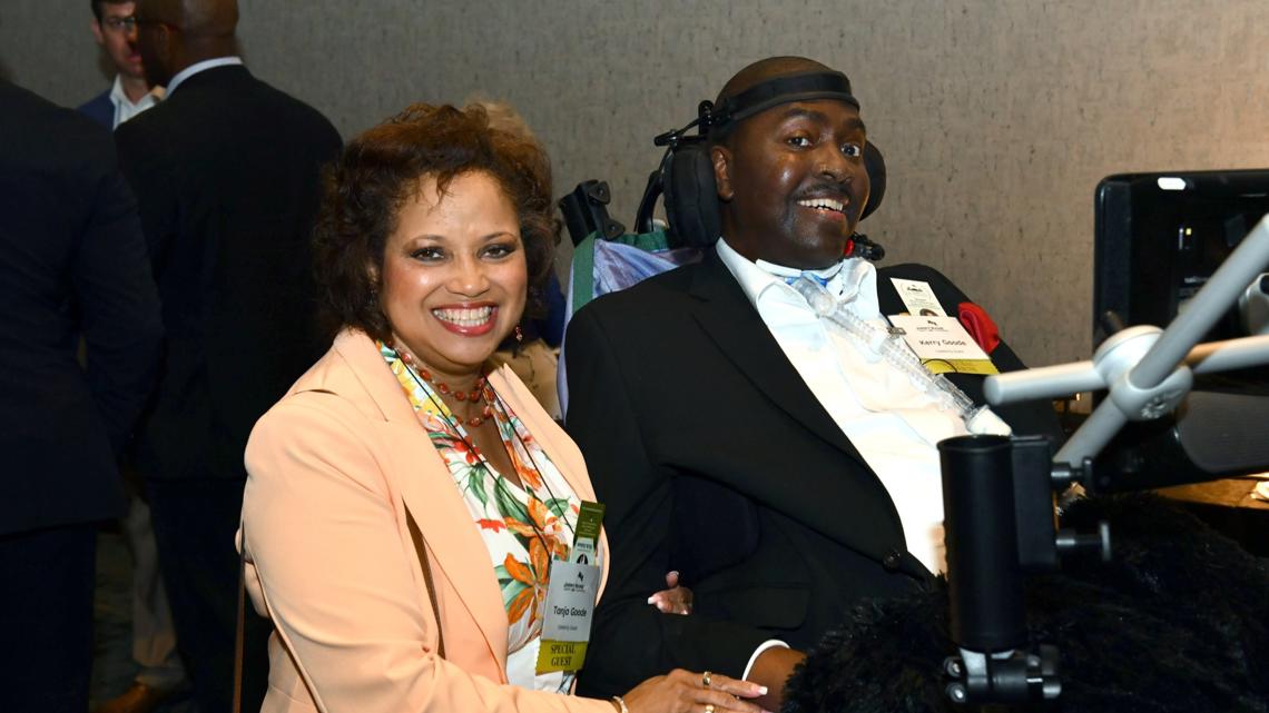 Kerry Goode continues inspirational battle against ALS | rocketcitynow.com