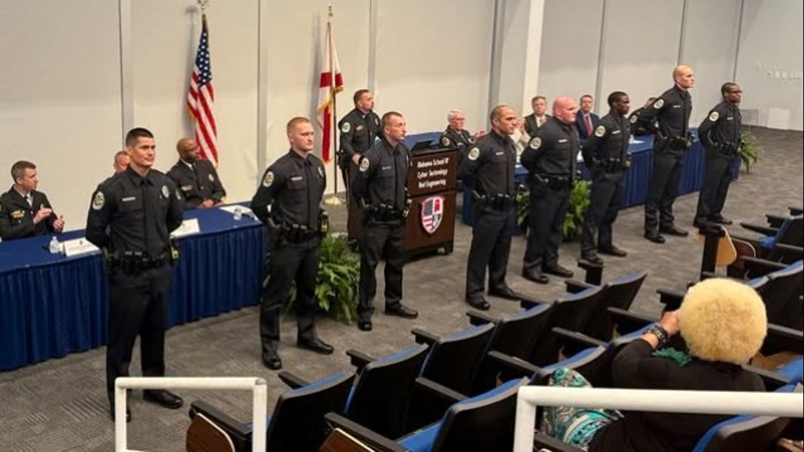 Eight new officers join Huntsville Police Department after academy ...