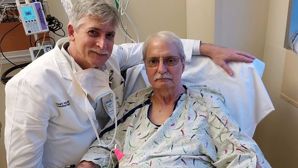 Lung transplant patient helps mark 300th surgery | wthr.com